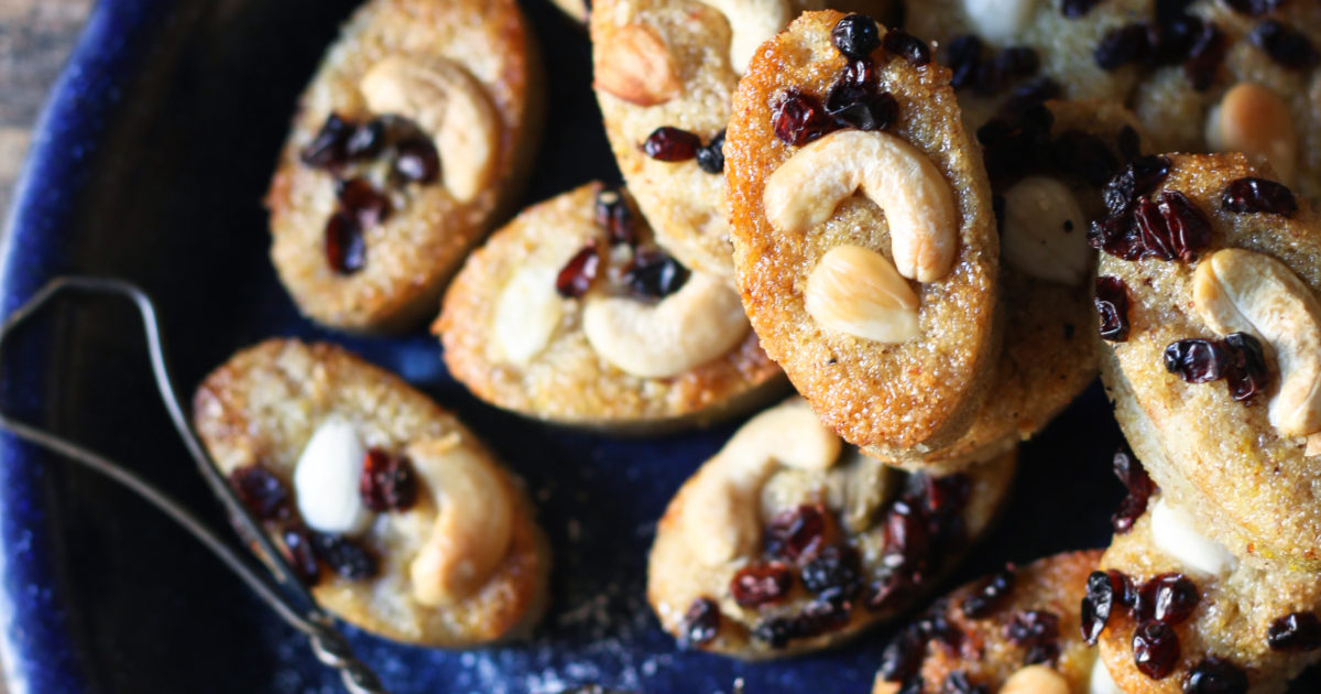 Banana Semolina Cake aka Sheera Cake/Banana Cake banana cake semolina ...