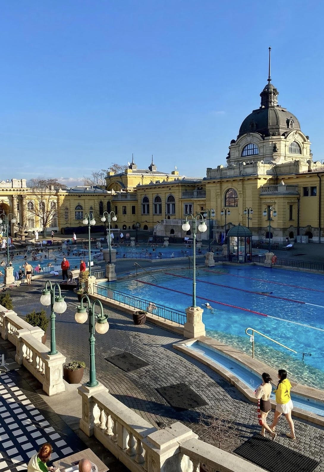 3-days-ultimate guide to BUDAPEST, Hungary. Vibrant and Pretty